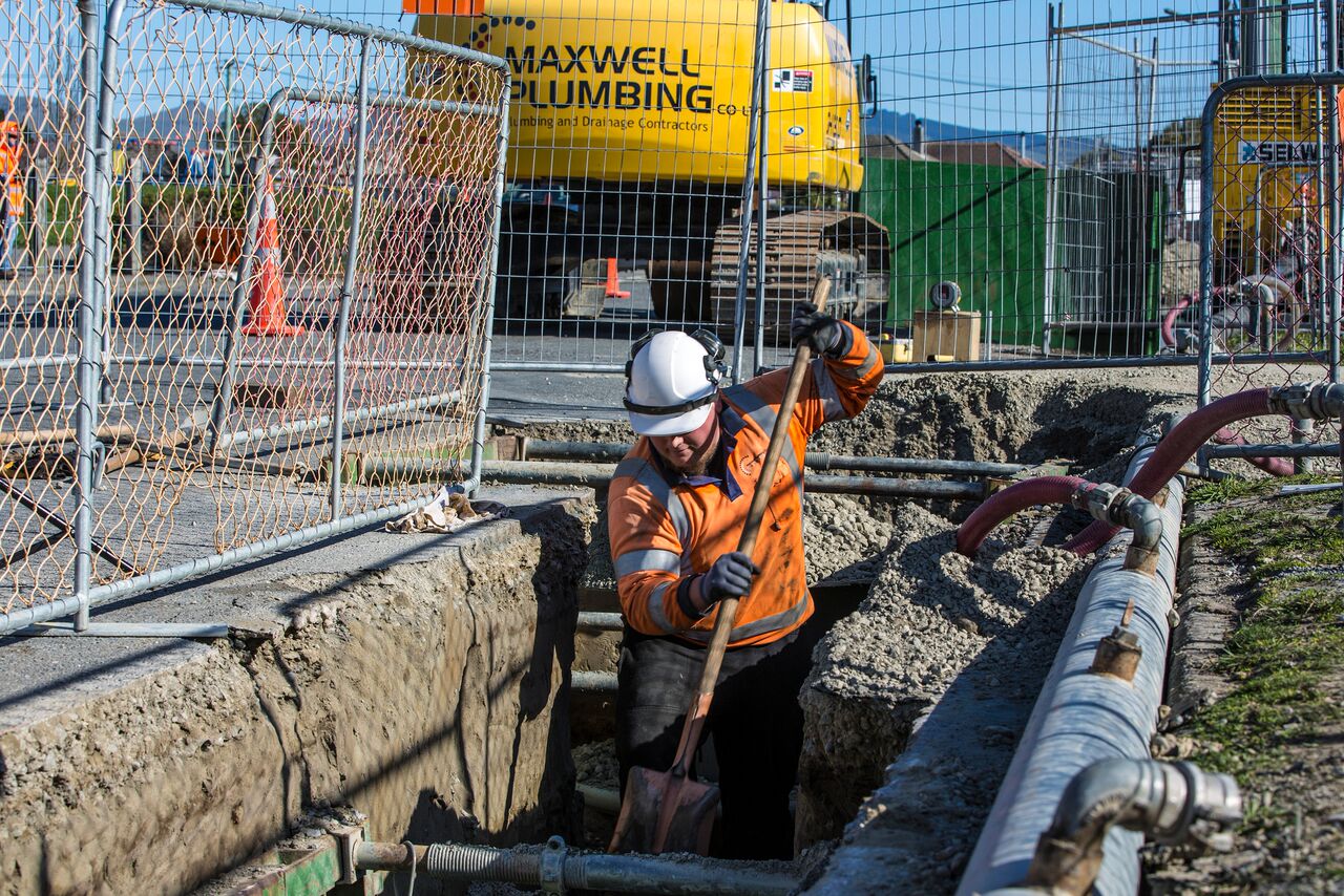 Sheet Piling And Dewatering | Maxwell Plumbing