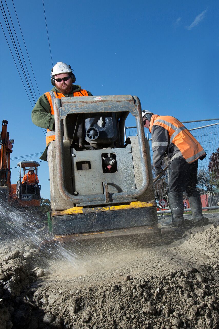 Sheet Piling And Dewatering | Maxwell Plumbing